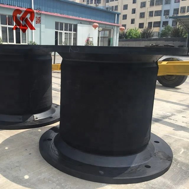 Shockproof Rubber Fenders With 60-80 Shore A Hardness And 1.2-1.5 G/cm3 ...