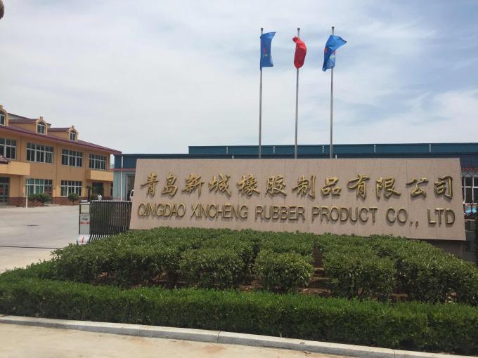 China Qingdao Xincheng Rubber Products Co., Ltd. factory production line